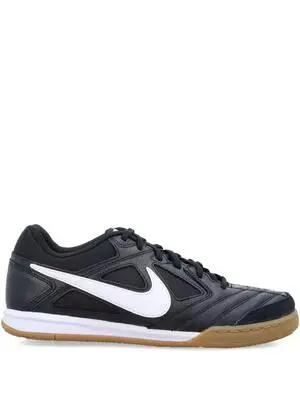 Nike Gato Sneakers