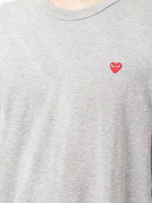 Play Comme Des Garcon Embroidered Heart T-shirt