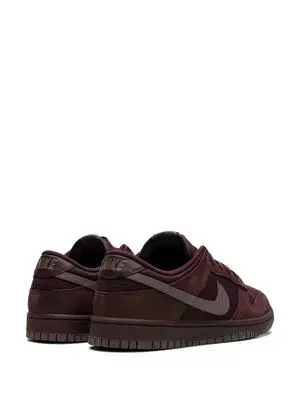 Nike Dunk Low Sneakers - Red