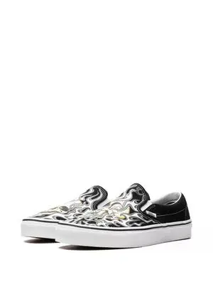 VANS Classic Slip-on Flame Skull Sneakers