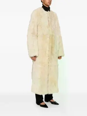 TOTEME Silky Shearling Coat