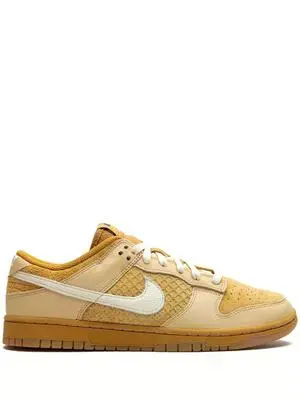 Nike Dunk Low Waffle Sneakers