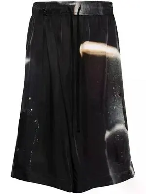 JULIUS Graphic-print Bermuda Shorts
