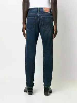 DIESEL® 1995 D-sark 007e6 Straight-leg Jeans - Blue