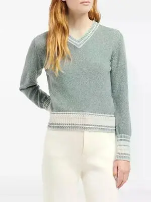 BARRIE Cashmere V-neck Sweater
