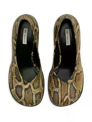 AMI Paris 85mm Piano Pumps