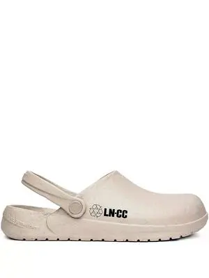 ALES GREY Rodeo Drive Clogs - Grey