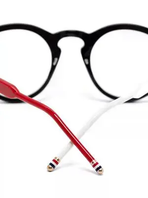 Thom Browne Round-frame Glasses With Signature Stripe - Black