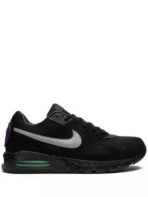 Nike Air Max Ivo Sneakers - Black