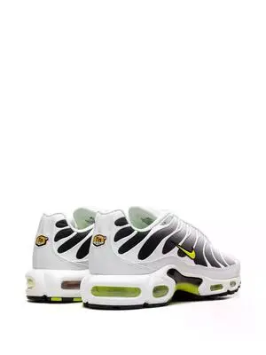 Nike Air Max Plus Sneakers