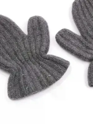 MAISON MARGIELA Ribbed-knit Gloves - Grey