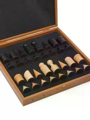 THE CONRAN SHOP Milos Chess Set - Black