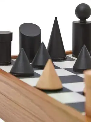 THE CONRAN SHOP Milos Chess Set - Black