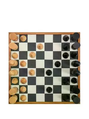 THE CONRAN SHOP Milos Chess Set - Black