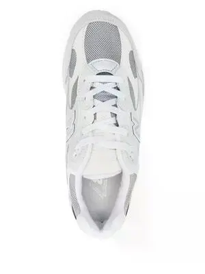 NEW BALANCE 992 Lace Up Sneakers