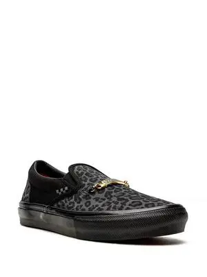 VANS X Cher Strauberry Leopard Print Slip-on Sneakers - Black
