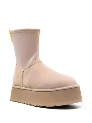 UGG Classic Dipper Platform Boots