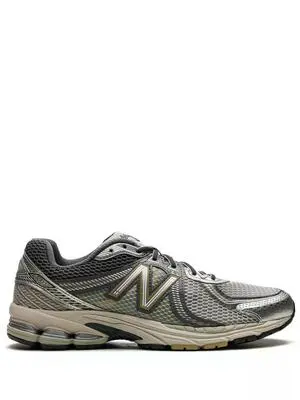 NEW BALANCE 860v2 Earth Sneakers - Grey