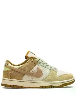 Nike Dunk Low On The Bright Side Sneakers - Yellow