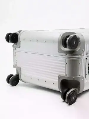 FPM MILANO Bank S Spinner 68 Aluminium Suitcase