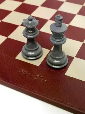 HECTOR SAXE Chessboard Leather Box Set