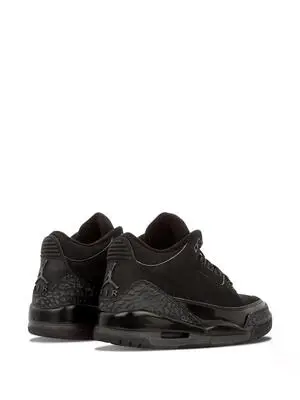 JORDAN 3 Retro Sneakers