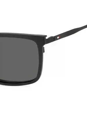 Tommy Hilfiger Rectangle-frame Sunglasses