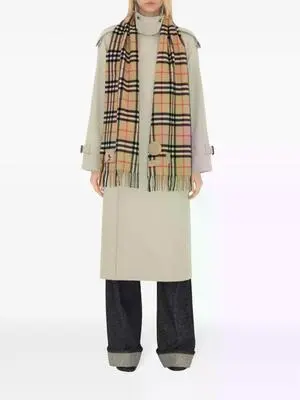 Burberry Badge Vintage Check Scarf