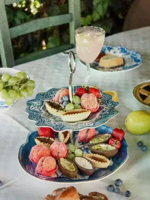 SELETTI X Diesel Classic On Acid Cake Stand