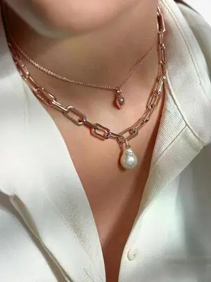 Monica Vinader Nura Baroque Pearl Pendant Charm - Pink
