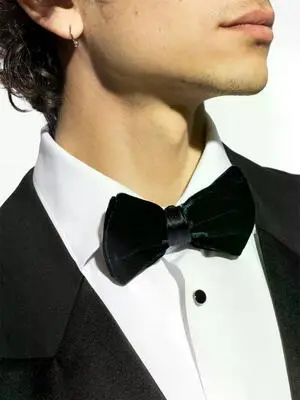 Giorgio Armani Hook-fastening Velvet Bow Tie