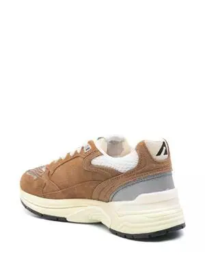 AUTRY Hyperway Sneakers - Brown