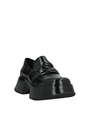 VIC MATIE Loafers