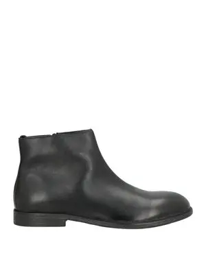 Moma Ankle Boots In Leather - Black