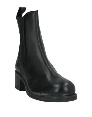Moma Calfskin Chelsea Boots - Black