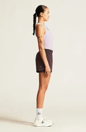 CRAFT Adv Essence 2-in-1 Training Shorts - Dark Plum
