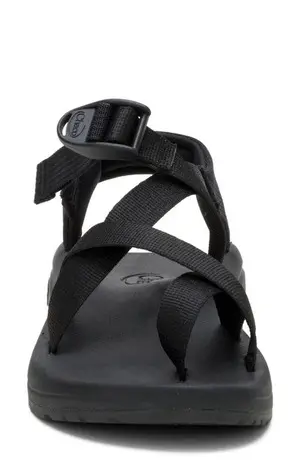 CHACO Cushz Toe Loop Sandal - Black