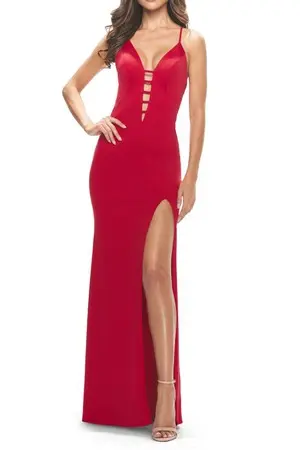 La Femme Fitted Matte Jersey Gown With Deep V-neckline - Red