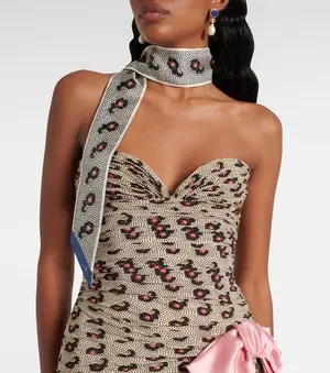 Valentino Garavani Escape Printed Silk Twill Scarf