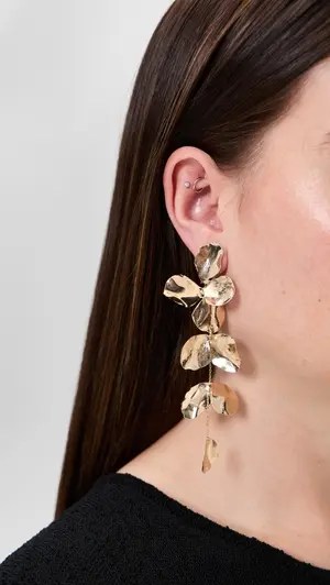 Shashi Ruellia Large Earrings - Gold