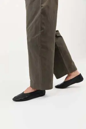 ST. AGNI Soft Glove Lambskin Ballet Flats