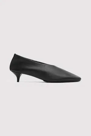 ST. AGNI Soft Glove Kitten Heel