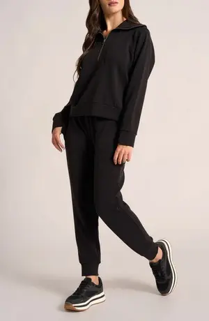 Matty M. Farrah Half Zip