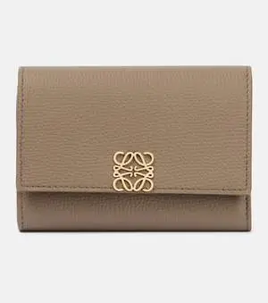 Loewe Anagram Leather Wallet - Beige