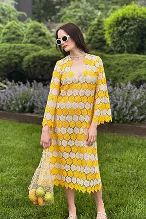 Miguelina Arelis Two-tone Cosmos Flower Lace Caftan - Yellow