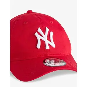 New Era 9twenty New York Yankees League Essentials Cap - Red