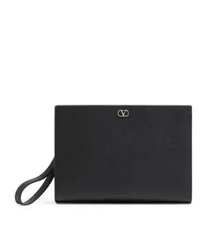 Valentino Garavani Vlogo Signature Pouch - Black
