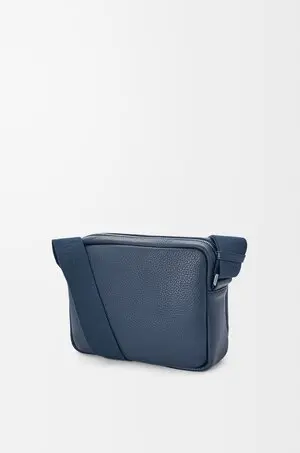 Loewe Medium Pebble Messenger Bag - Indigo Dye