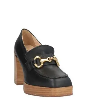 NOA A. Heeled Loafers - Black