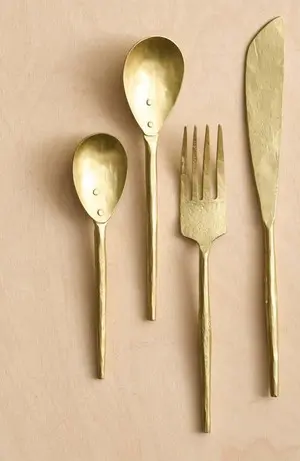 THE COLLECTIVE HOME Forge Brass Flatwareset Of 4 - Gold